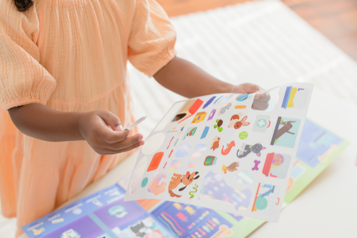 Hello, Pet Shop Bilingual Reusable Sticker Scene – HolaAmigoBox